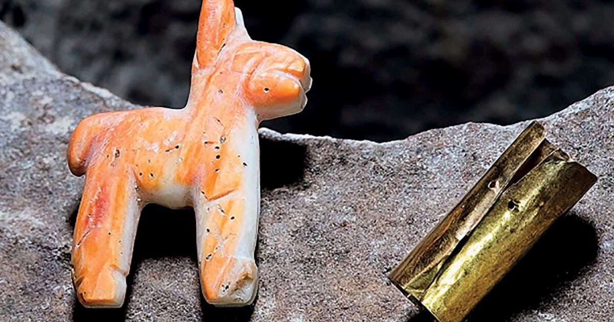 Ofrendas incas en el lago Titicaca : Revista Pesquisa Fapesp