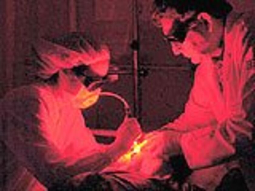 Arma a laser contra o câncer : Revista Pesquisa Fapesp