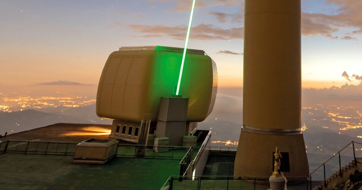 Feixe de laser desvia raio nos Alpes suíços : Revista Pesquisa Fapesp