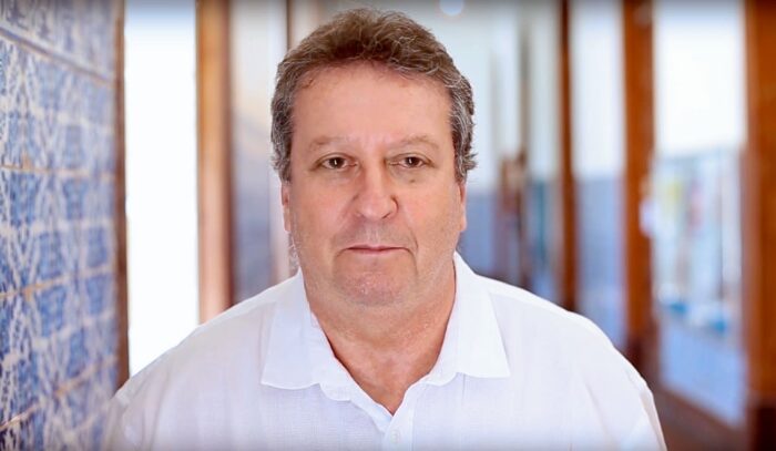 Um economista preocupado com a inovação : Revista Pesquisa Fapesp